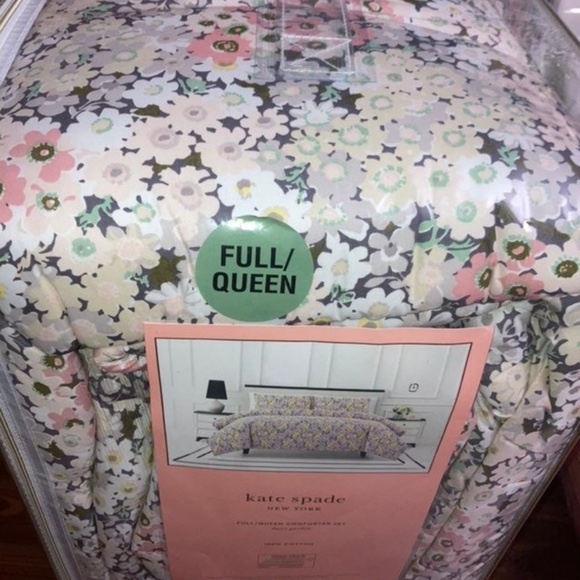 kate spade | Bedding | Kate Spade Full Queen Comforter Set | Poshmark